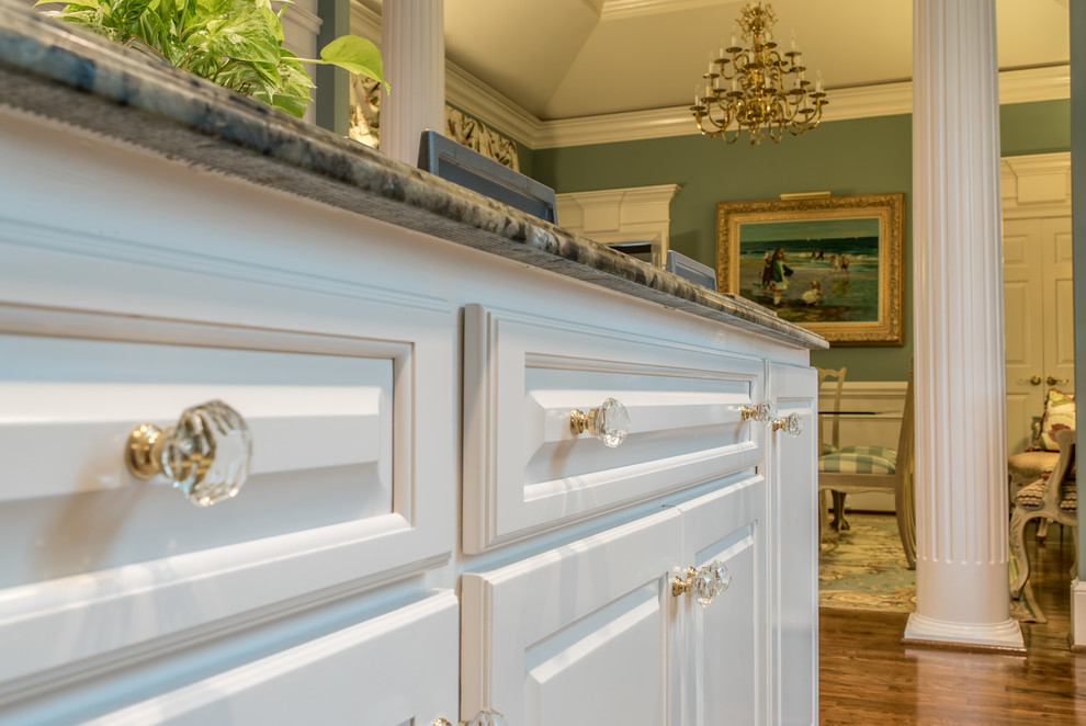 Labradorite Madagascar Quartzite Kitchen Countertops - Klassisch ...