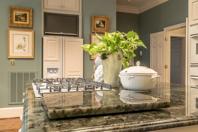 Labradorite Madagascar Quartzite Kitchen Countertops - Clásico - Cocina ...