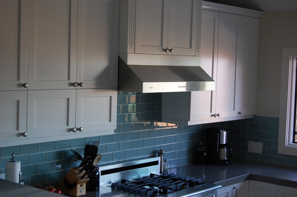 Lake 3x6 Subway Glass Tile - Modern - Kitchen - Hawaii - by Design For ...