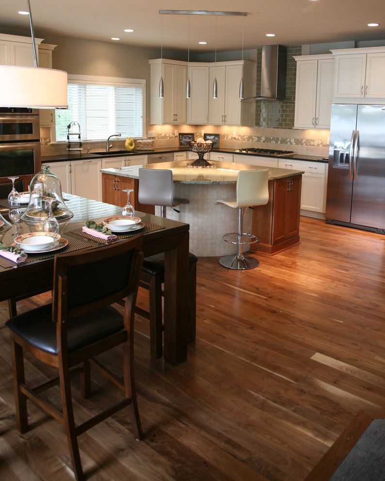 lake house - Contemporary - Kitchen - Milwaukee - by Interior Changes ...