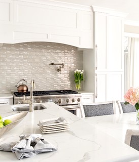 Lake Living - Transitional - Kitchen - Charlotte - by Ally Whalen ...