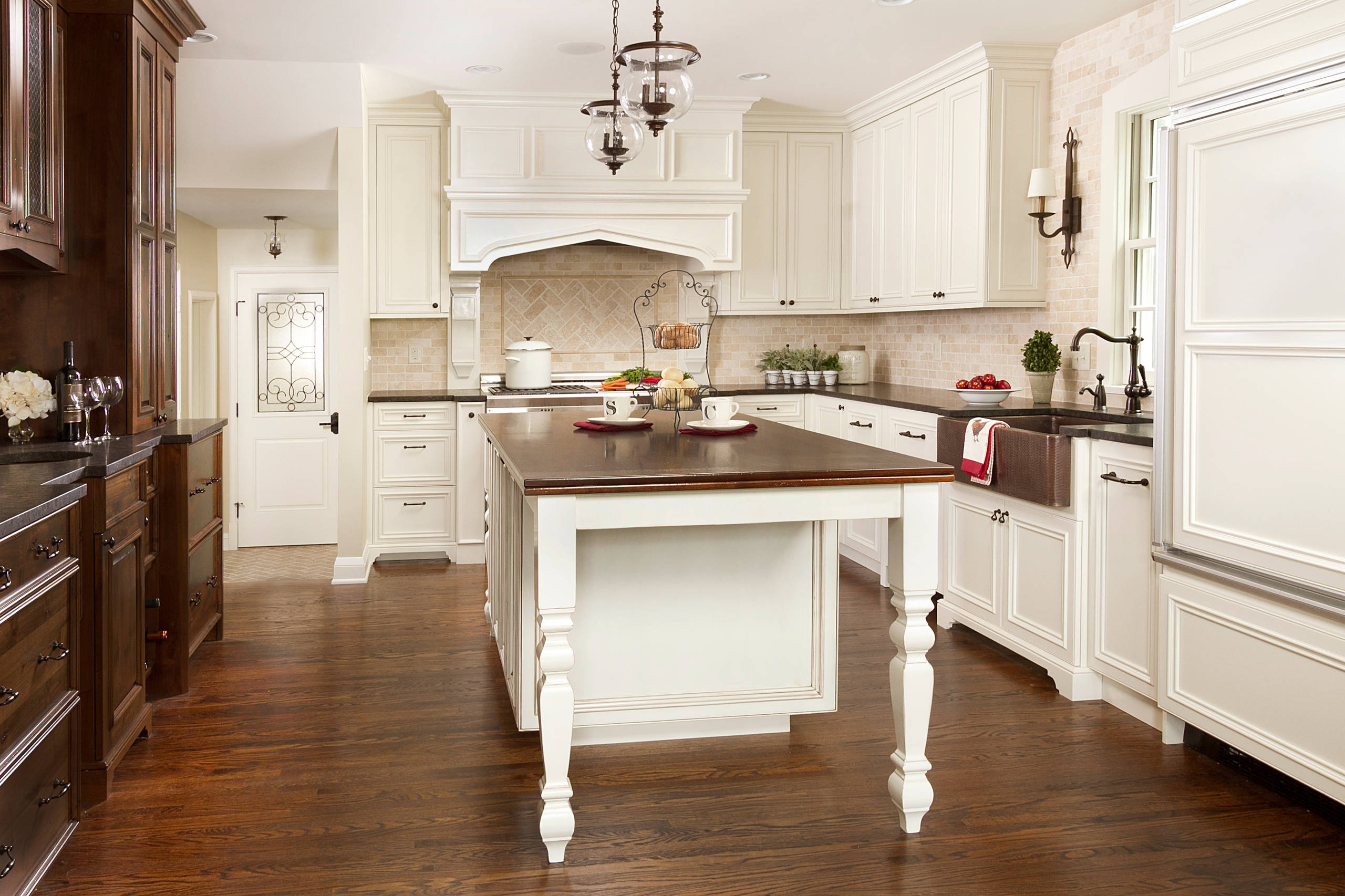 Tudor Style Kitchen Countertops