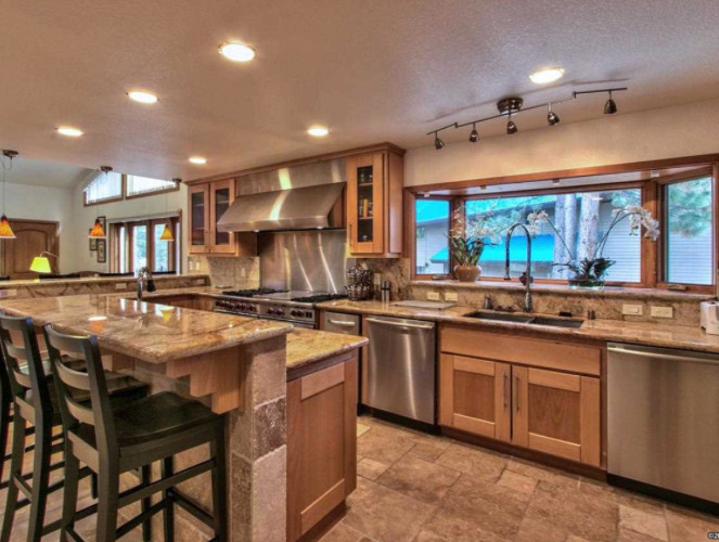 Lake Tahoe Complete Teardown and Remodel - Traditional - Kitchen ...