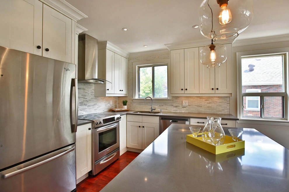 Lakeshore - Modern - Kitchen - Toronto - by EK Construction Company | Houzz
