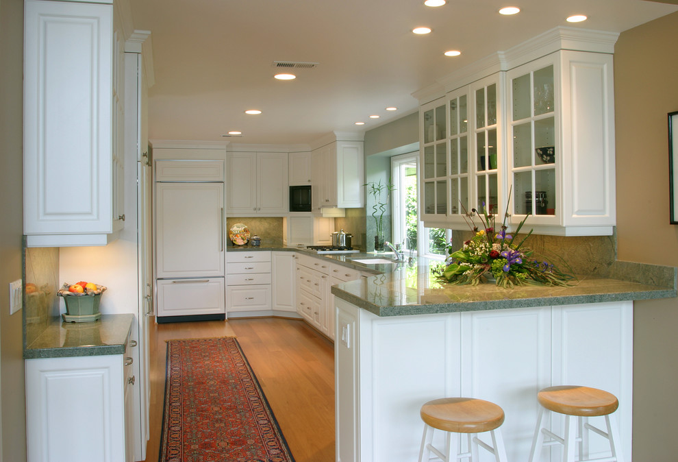 Lakeview Residence - Traditional - Kitchen - Portland - by Square Deal ...