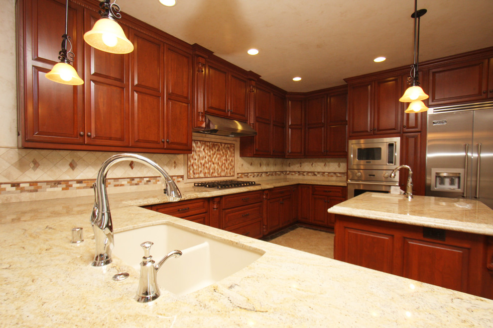 Lampson Transitional Kitchen - Traditional - Kitchen - Orange County ...