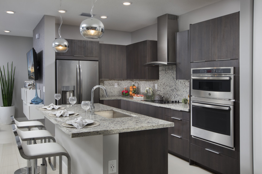 Landmark Townhome J-NextGen - Contemporary - Kitchen - Miami - by MH2G ...