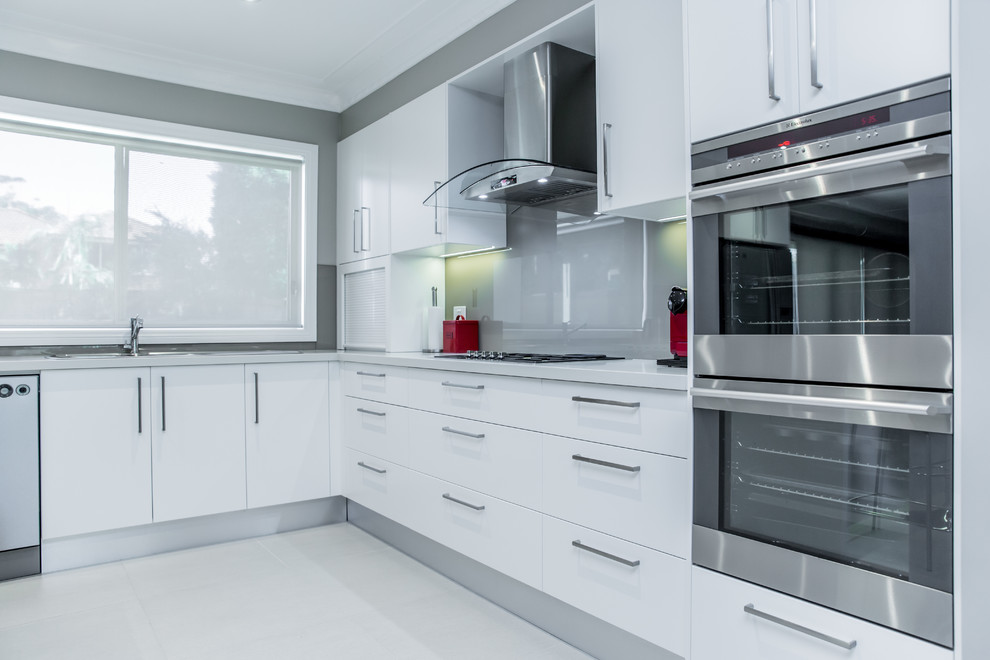 Large Family Kitchen - Contemporary - Kitchen - Sydney - by Kellyville ...