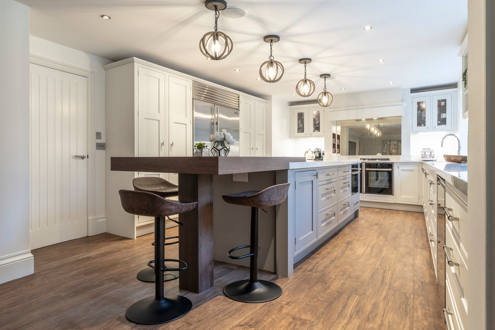 Large Modern House. Timeless classy kitchen - Contemporary - Kitchen ...