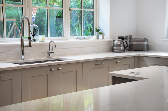 Large traditional neutral shaker kitchen with T-shaped island ...