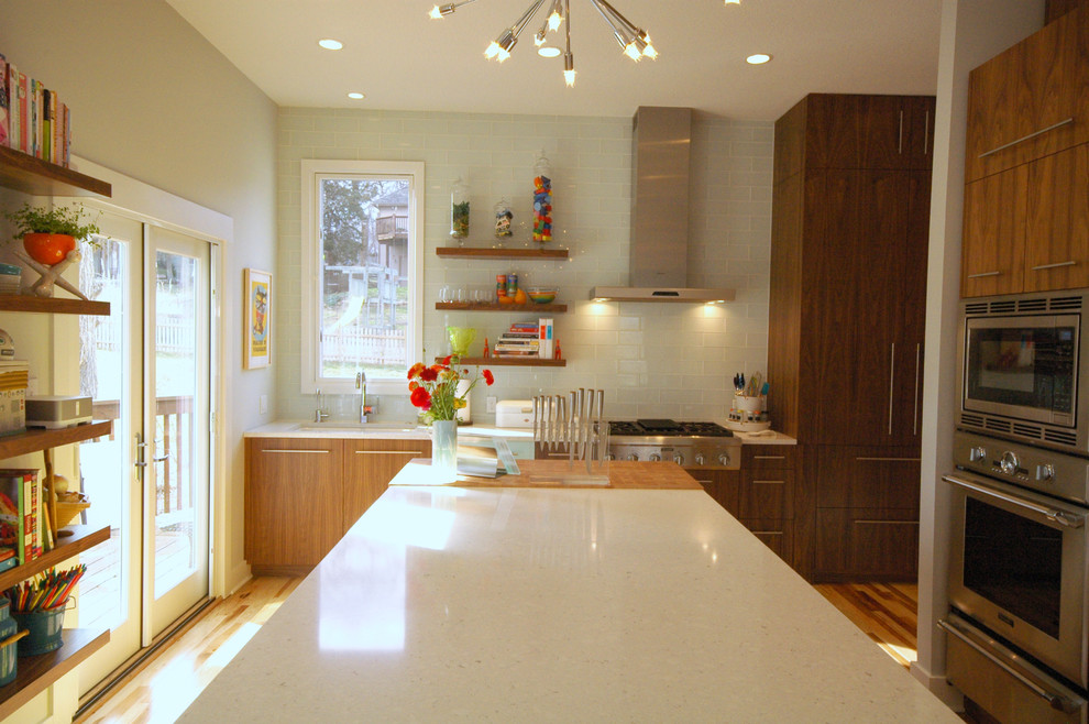Lawrence Kitchen - Contemporary - Kitchen - Kansas City - by bootlace ...