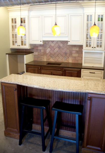 Legacy Cabinets Showroom - Classique - Cuisine - Miami - par The Legacy ...