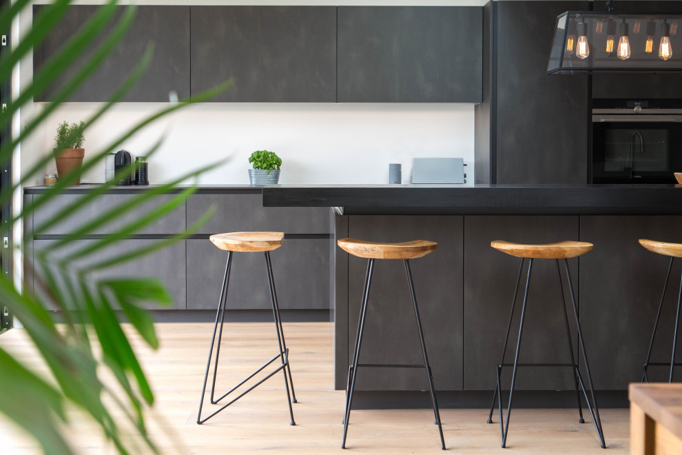 Leicht by Vogue Kitchens - Contemporary Open Plan Smart Kitchen ...