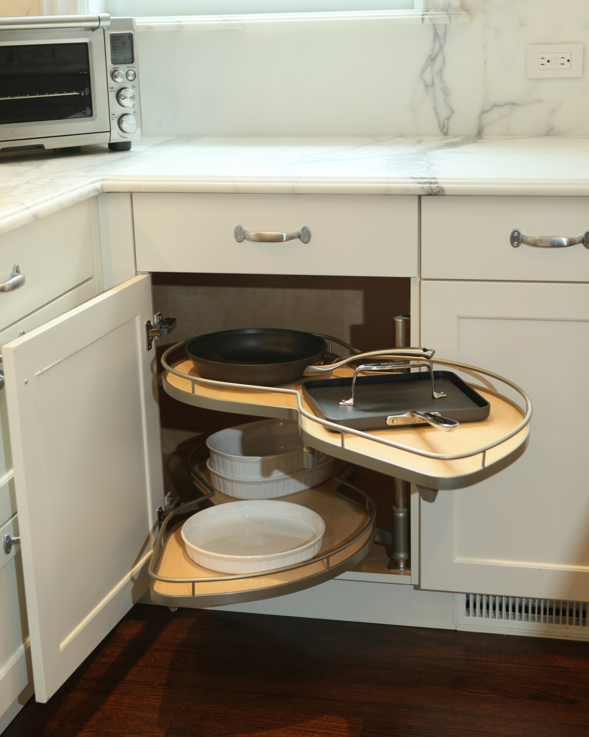 Lemans Corner Cabinet Installation | Cabinets Matttroy