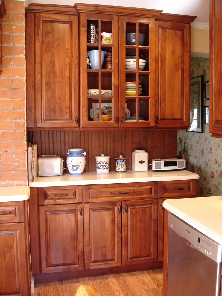 Levittown Kitchen - Traditional - Kitchen - New York - by Marlene ...