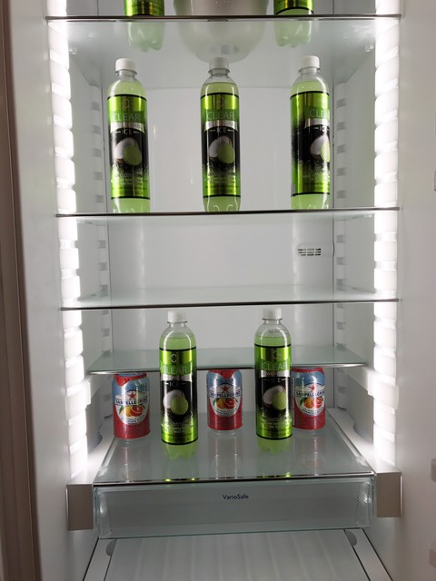 LIEBHERR AND TECHNO-GAS - Contemporain - Cuisine - Charlotte - par ...