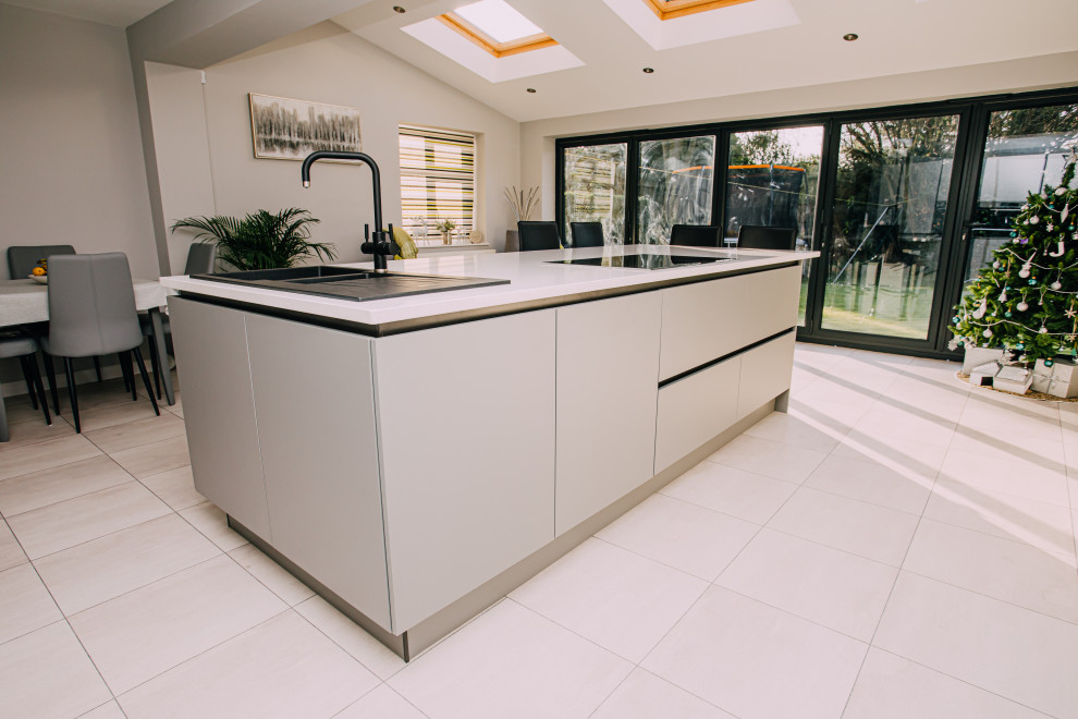 Light Grey Handleless Kitchen - Contemporary - Kitchen - Other - by ...