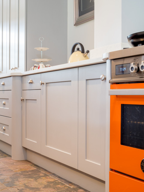 Light Grey Shaker Kitchen with a Dark Grey Kitchen Island ...