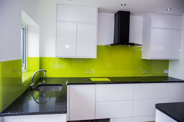 "LIME ON BLACK" Glass Kitchen Splashback Brilliant Collection- by ...