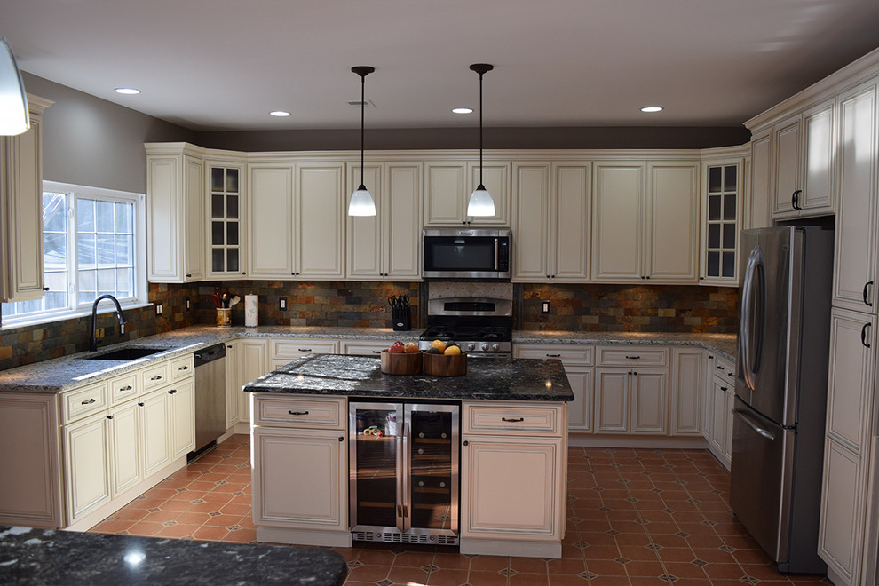 Linen Cabinets with Light Quartz Countertop and Dark Quartz Countertop ...