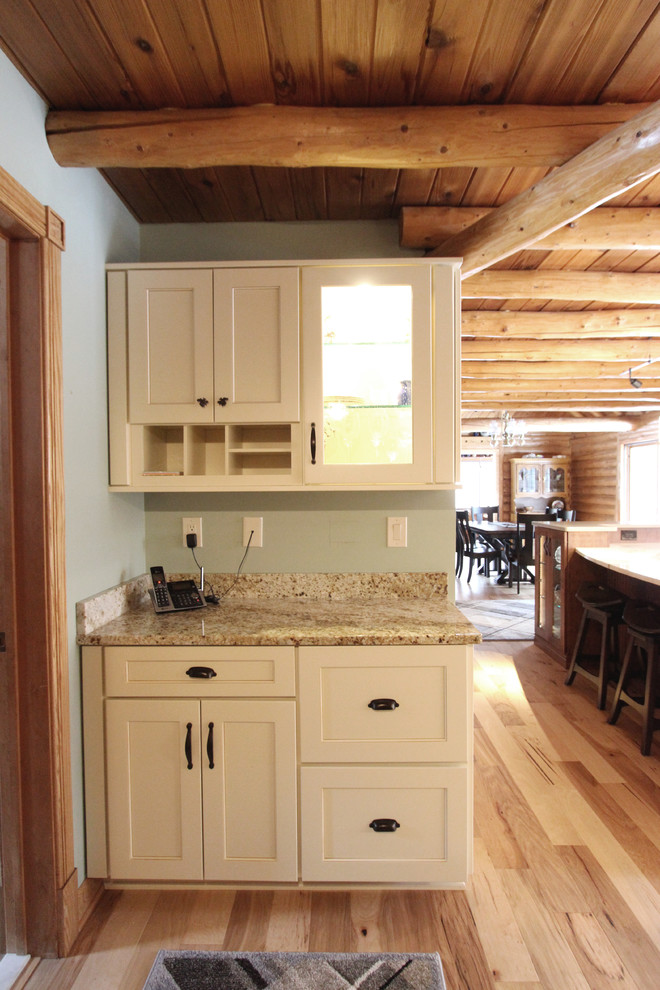 Log Cabin Rustic White Kitchen Cabinets with Granite and Wood ...