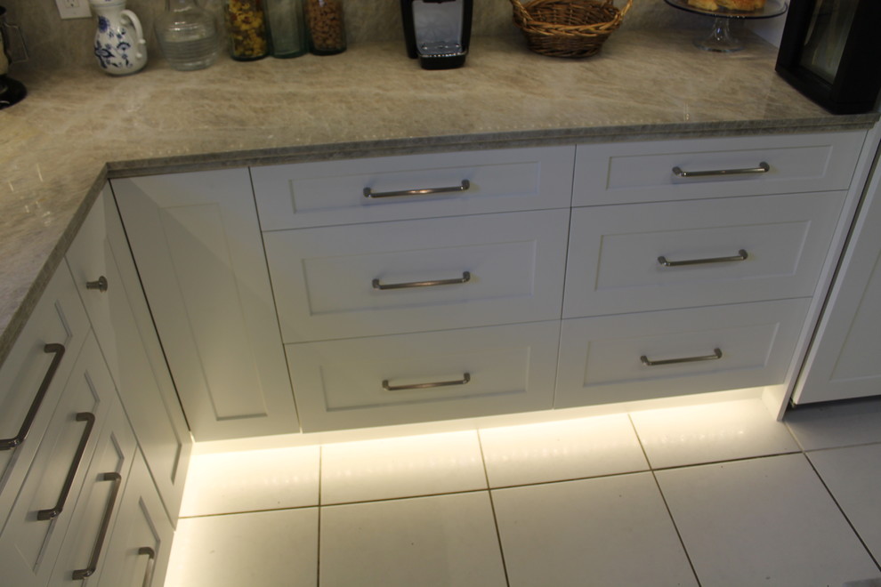Louver Stacked Uppers - Traditional - Kitchen - Miami - by Elegant ...