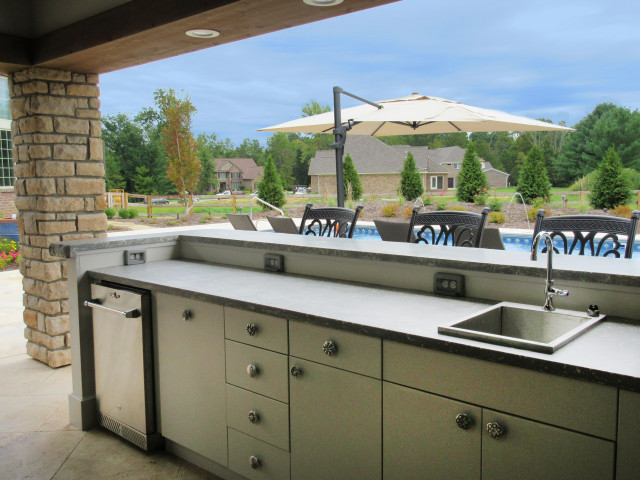 Loveland Pool & Poolhouse Project - Kitchen - Cincinnati | Houzz AU