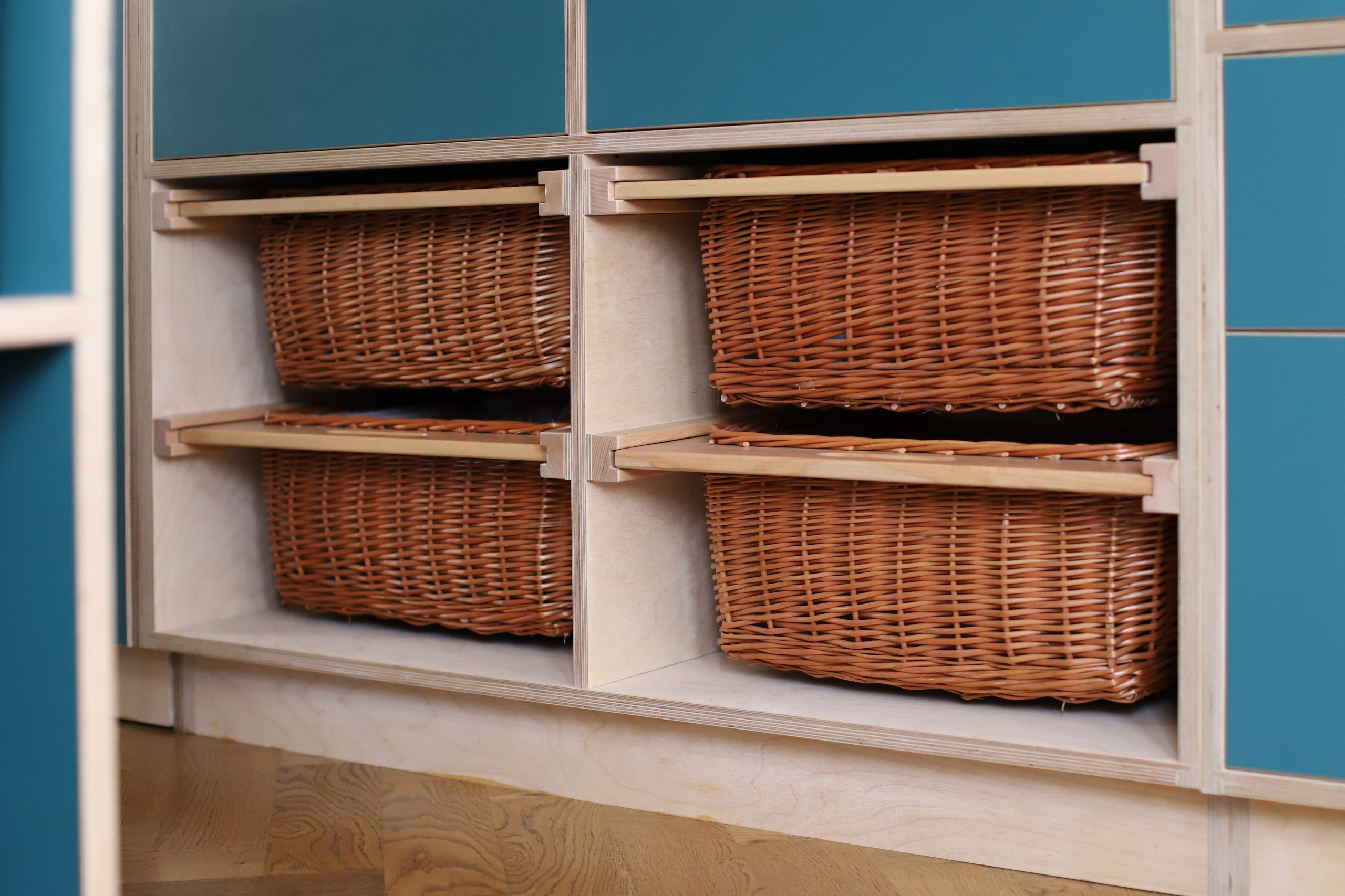 Kitchen Tour: Ingenious Extras Add Practicality to a Bright Space ...