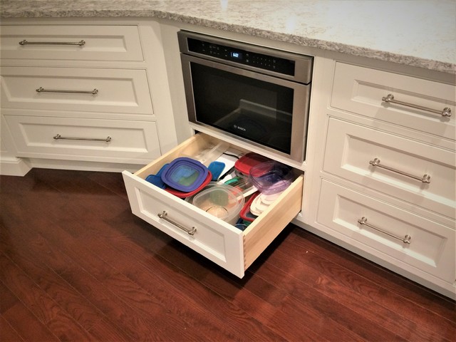 Lunenburg Kitchen - Traditional - Kitchen - Boston - by Ted Lochner ...