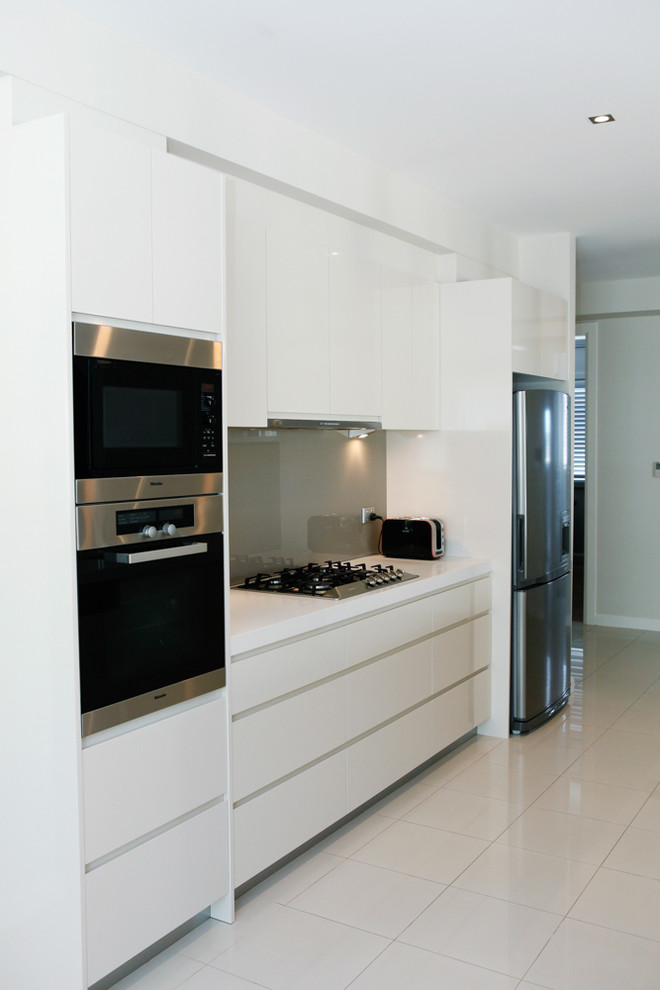 Luxury modern open plan kitchen - Modern - Kitchen - Sydney - by Omega ...