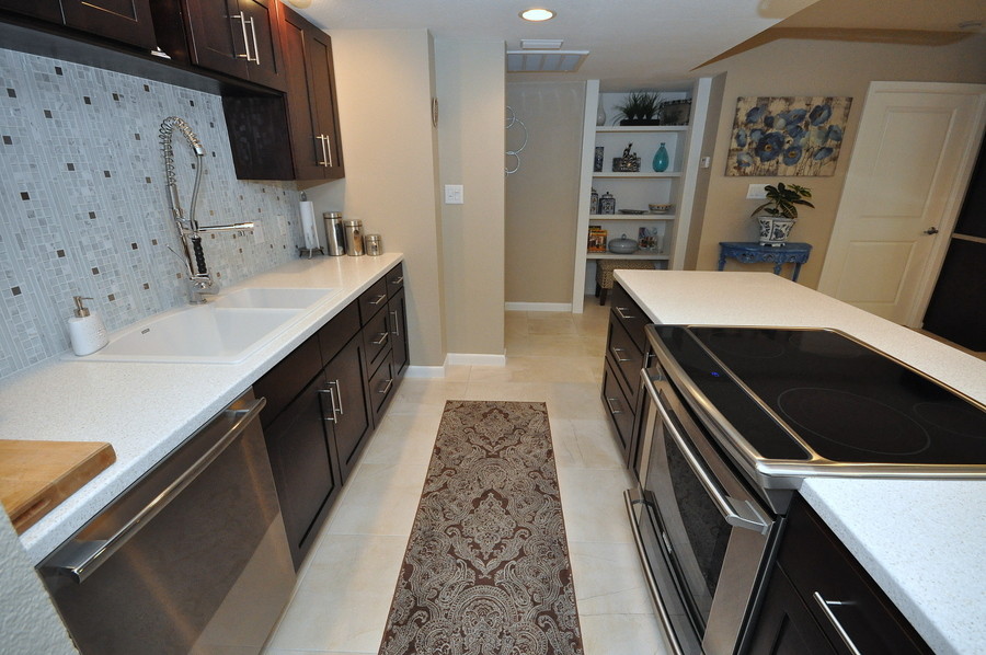 Main Project - Contemporary - Kitchen - Houston - by Robbie ...