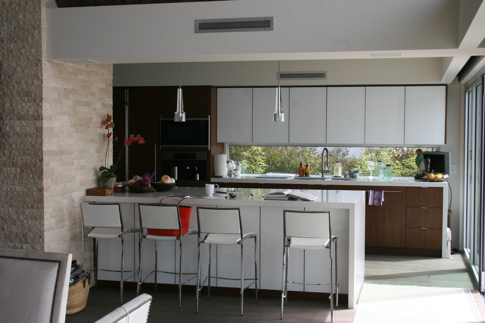 Malibu - Modern - Kitchen - Los Angeles - by D Christjan Fine Cabinetry ...