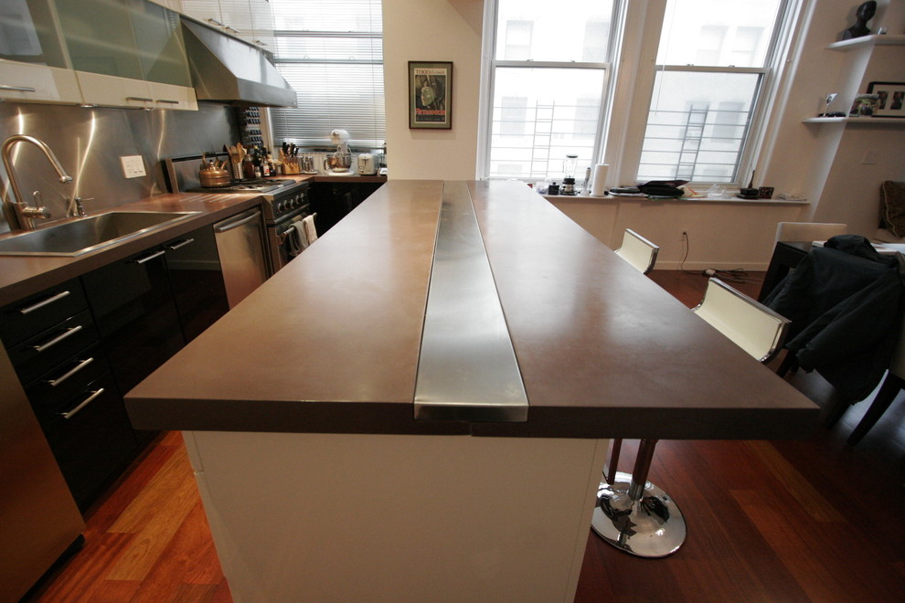 Manhattan Wine Colored Kitchen - Modern - Kitchen - New York - by Oso ...