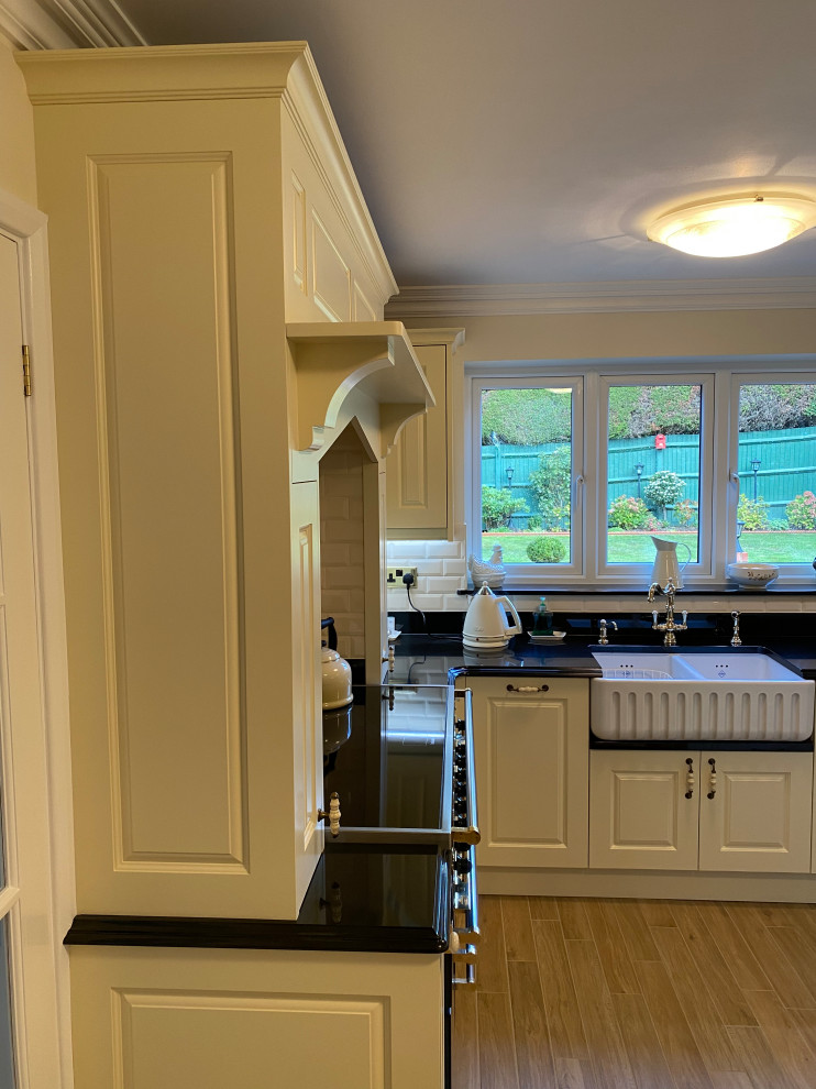 Manor House Kitchen, Buxted - Traditional - Kitchen - Sussex - by ...