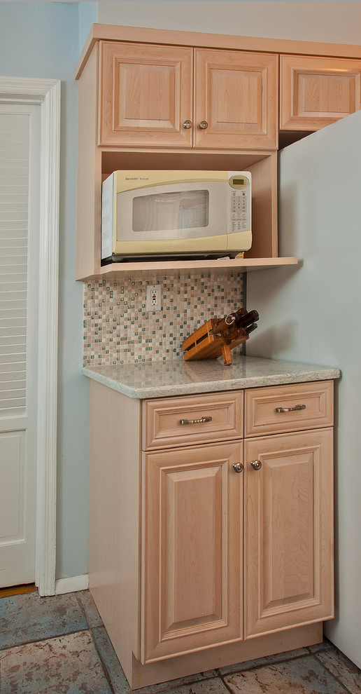 Maple Alpine Finish is Warm & Inviting - Classique Chic - Cuisine - New ...