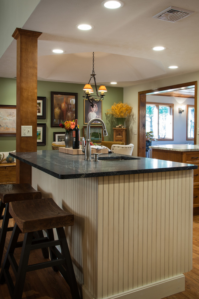 Maple cabinets with ginger stain - Traditional - Kitchen - Manchester ...