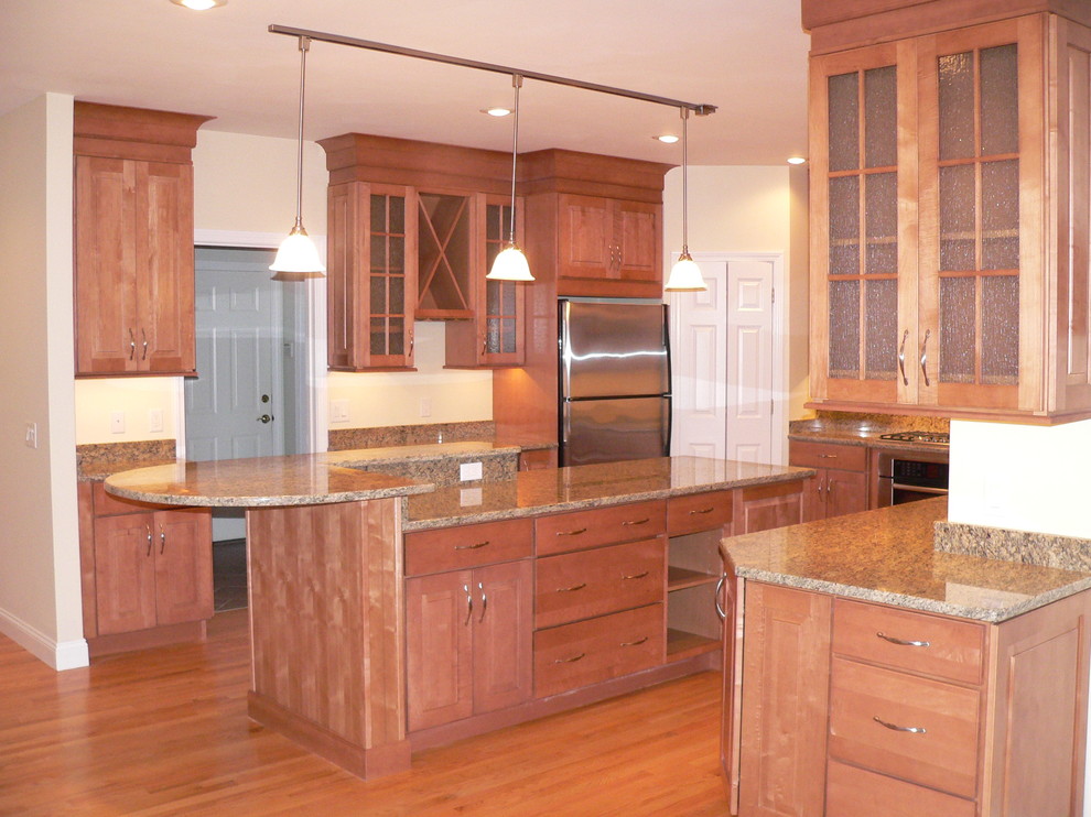 Maple Kitchen Cabinets | Raised Panel Cabinetry | CliqStudios ...