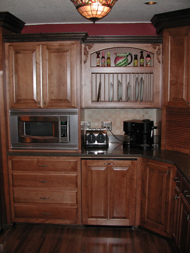 Maple Stained Cabinets With a Darker Crown Molding - Traditional ...