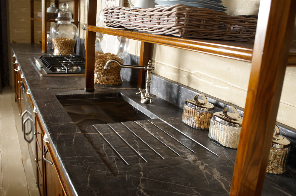 Marchi Kitchens - Traditional - Kitchen - New York - by Marchi Kitchens ...