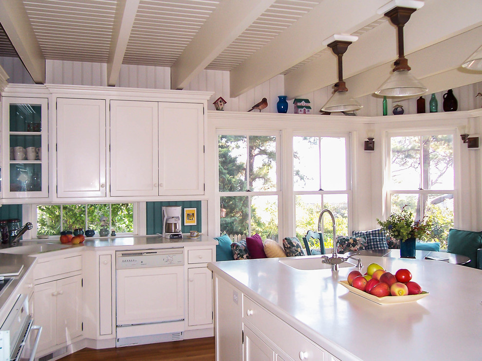 Martha's Vineyard Harbor View Kitchen - Beach Style - Kitchen ...