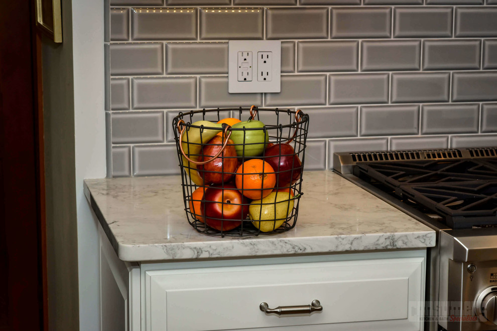 Massapequa Mirage - Kitchen - New York - by Consumers Kitchens & Baths ...