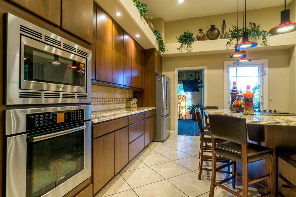 Massive kitchen, large cooktop island. - Modern - Kitchen - Orlando ...