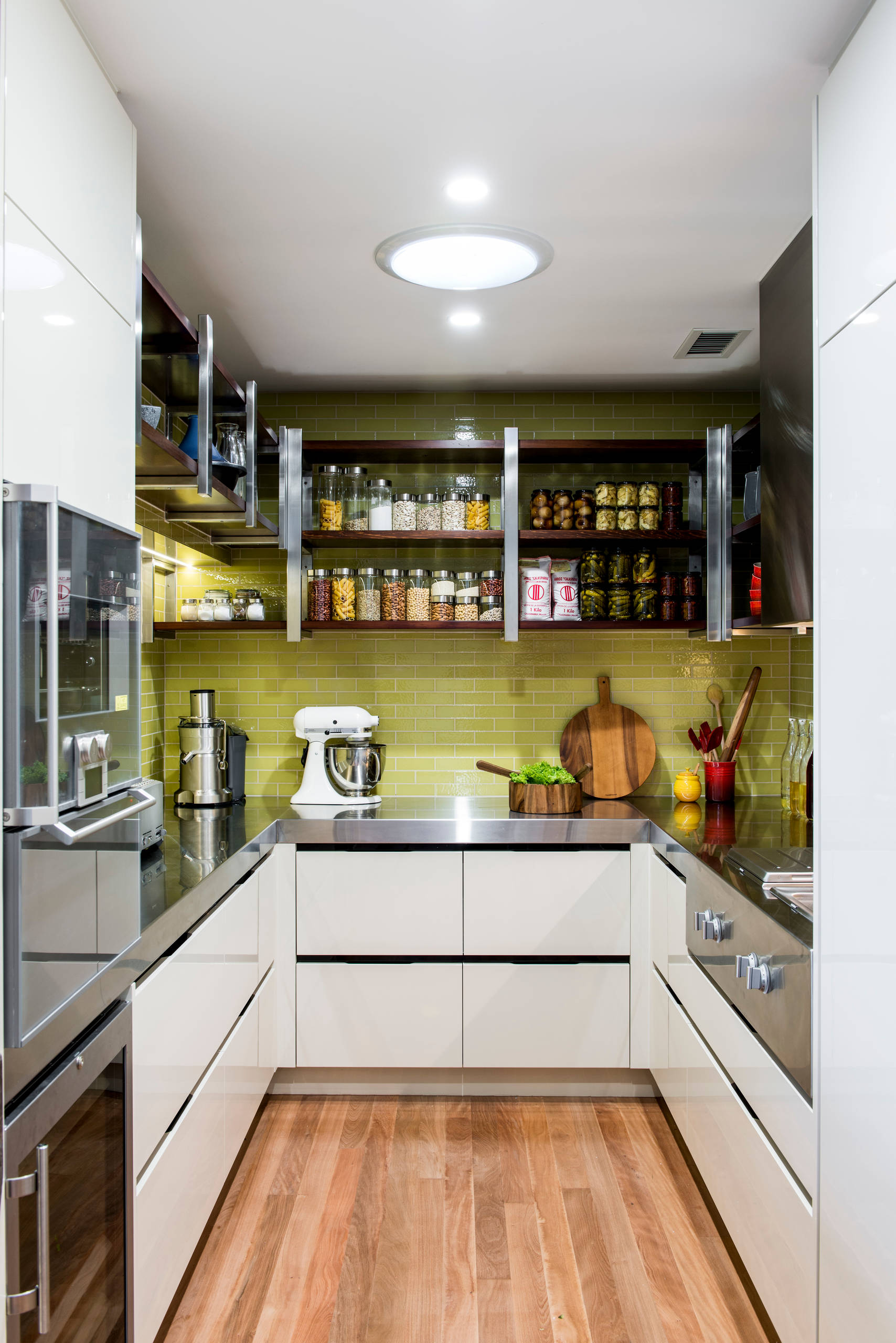 10 Ways to Make a Scullery Work For You | Houzz NZ