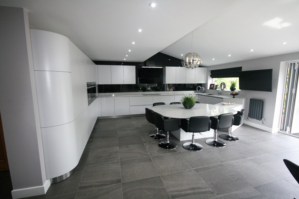 Matt Light Grey Handleless Dining Kitchen - Contemporary - Kitchen ...