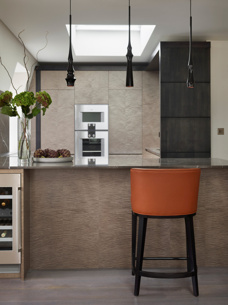 Mayfair Penthouse - Contemporary Open Plan Kitchen with Gaggenau ...