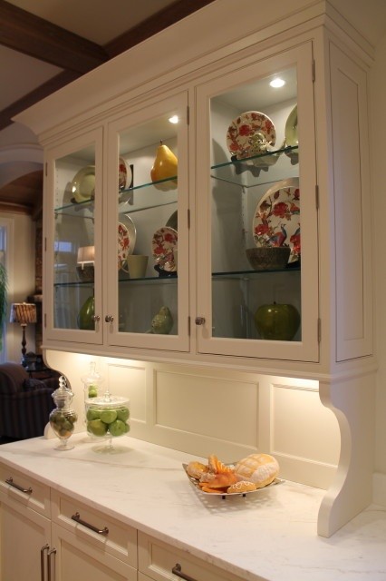 McLean Fresh Traditional - Traditional - Kitchen - DC Metro - by ...