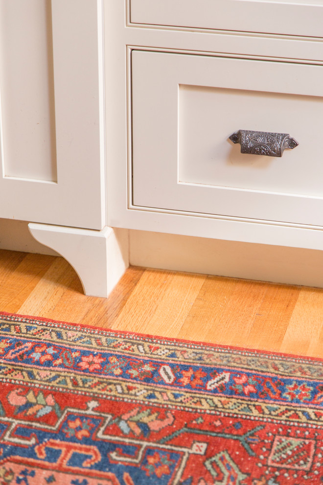 Melrose Graham Kitchen - Traditional - Kitchen - Boston - by Heartwood ...