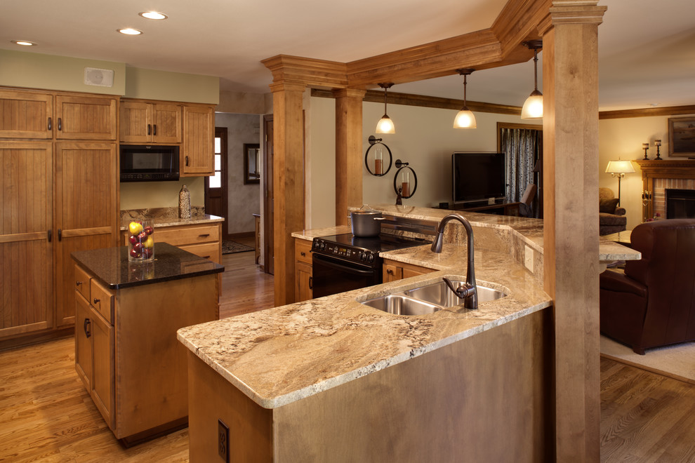 Menomonee Falls Transitional Kitchen - Traditional - Kitchen ...