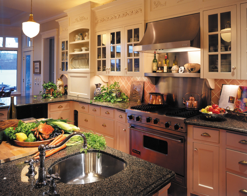 Mercer Island Traditions - Traditional - Kitchen - Seattle - by DESIGN ...