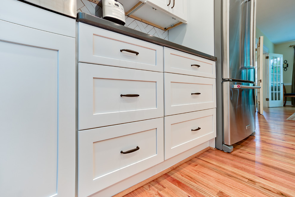 Merion Station Fabuwood Kitchen - Transitional - Kitchen - Philadelphia ...